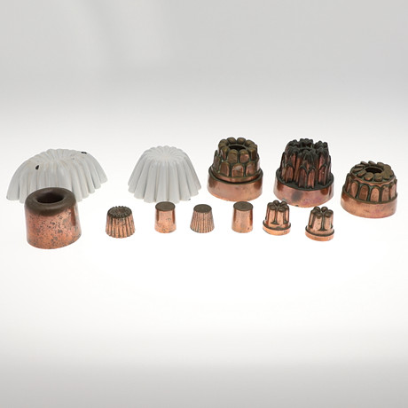 A COLLECTION OF METAL JELLY MOULDS. Miscellaneous - Miscellaneous ...