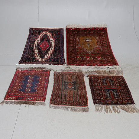 MATTOR, 5st, orientaliska, bla Iran. Mattor & Textil - Mattor - Auctionet