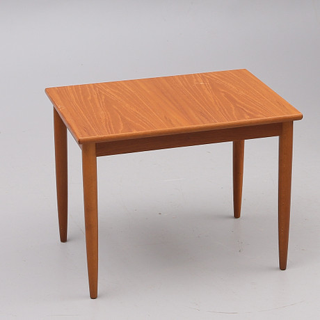 BORD, teak, 1900-tal. Möbler - Bord - Auctionet