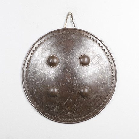 AN INDO PERSIAN DHAL TYPE CIRCULAR SHIELD. Weapons & Militaria - Other ...