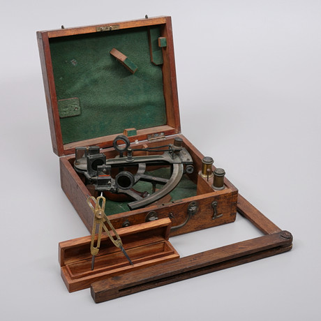 SEXTANT I TRÄLÅDA, Atkinson Bros. Sheffield, mfl verktyg,1800/1900-tal ...
