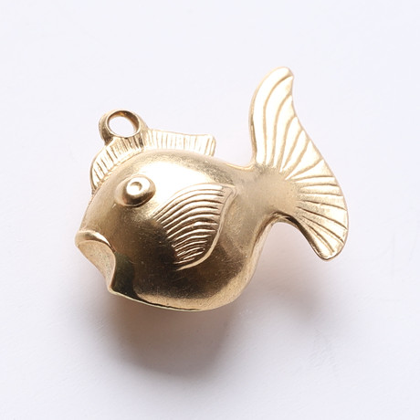 BERLOCK, 18k guld, fisk, vikt 1,7 gram. Smycken & Ädelstenar - Broscher ...