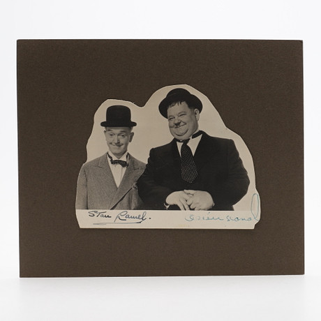 AUTOGRAF. Stan Laurel (1890-1965) Engelsk skådespelare (Halvan i Helan ...
