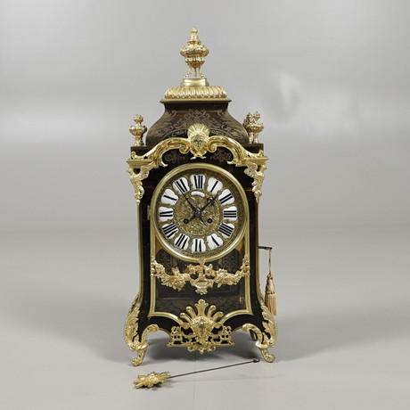 A LATE 19TH CENTURY FRENCH BOULLE AND GILT METAL BRACKET CLOCK. Clocks ...