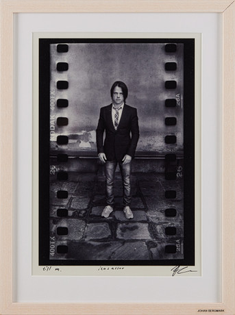JOHAN BERGMARK. "Jens Assur", c-print, 38 x 25 cm. Konst - Fotografi ...