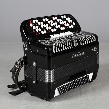 DRAGSPEL, Zero-Sette B26C. 3 körigt med cassotto och väska. Samlarföremål - Musikinstrument ...