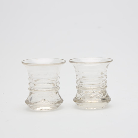 COUNTY GLASS 2 pieces, 19th century. Glass - Utility glass - Auctionet