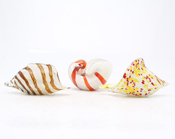 Three conch shells in bent polychrome glass from Murano, second half of ...