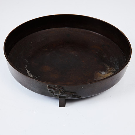 GAB, skål, brons, 1900-talets första hälft, dekor av galopphästar i ...