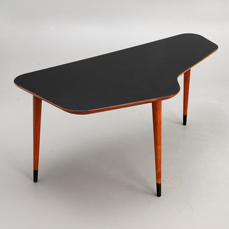 TABLE, 1960s, irregular shape. Furniture - Tables - Auctionet