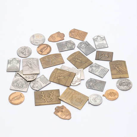 A Collection MEDALS. Coins, Medals & Stamps - Orders & Medals - Auctionet