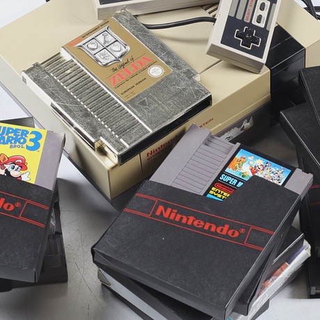 SPELKONSOL, Nintendo 8-bit, European version. 15 spel medföljer, bl.a ...