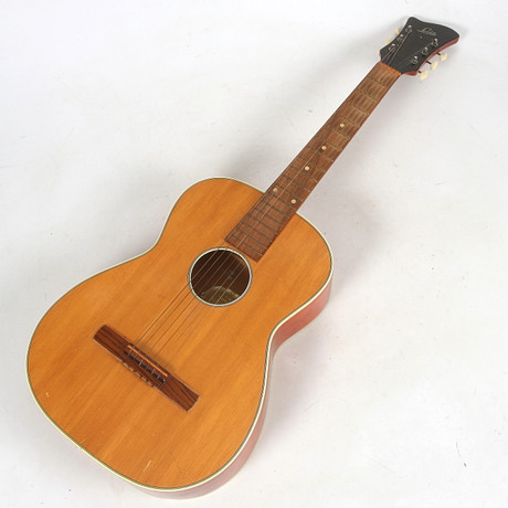 KITARA, akustinen, Levin, 1959. Keräilyesineet - Soittimet - Auctionet