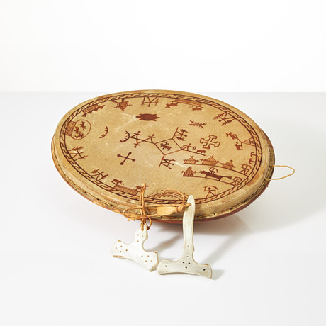 OLOF TOMAS SVONNI (FÖDD 1927). ceremonial drum, birch, engraved ...