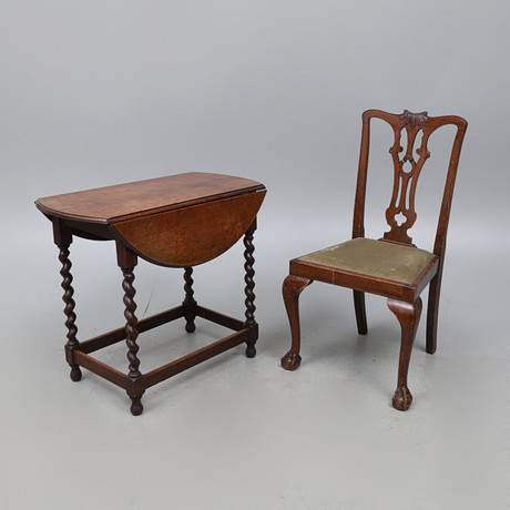 A REPRODUCTION LATE 17TH CENTURY STYLE OAK GATELEG TABLE. Furniture ...