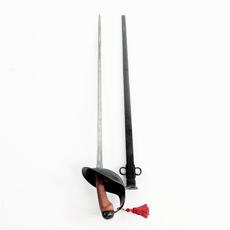 CAVALRY SWORD 1915, WW1, England. Weapons & Militaria - Edged weapons ...