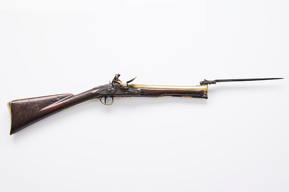BLUNDERBUSS, British, early 19th century, with flint lock. Weapons ...