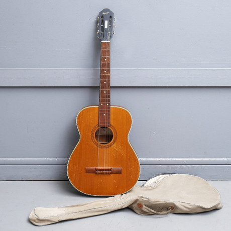 AKUSTINEN KITARA, Bjärton, 1900-luku. Muut - Soittimet - Auctionet