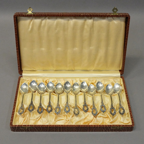 12 SKEDAR SILVER. Silver & Metall - Silver - Auctionet