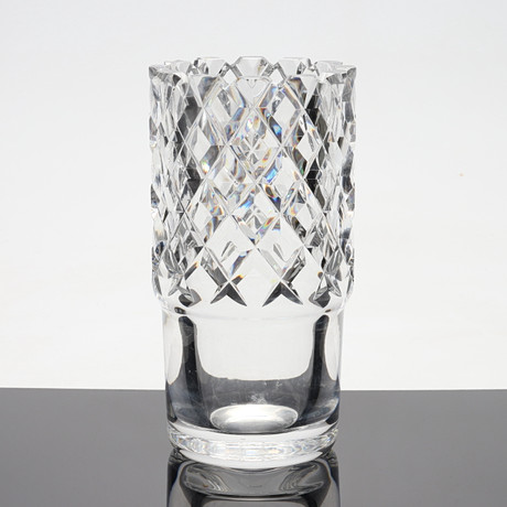 GUNNAR CYRÉN. Vas, slipad kristall, "Sofiero", Orrefors. Glas ...