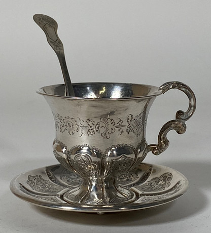 SMALL CUP IN PUNCHED SILVER. CIRCA 1900. Silver & Metals - Silver ...
