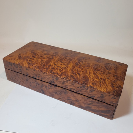 ROOT WOOD BOX. Folk art - Bowls & Boxes - Auctionet