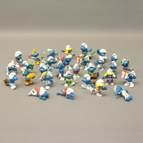 30 SMURFAR. Leksaker - Leksaker - Auctionet