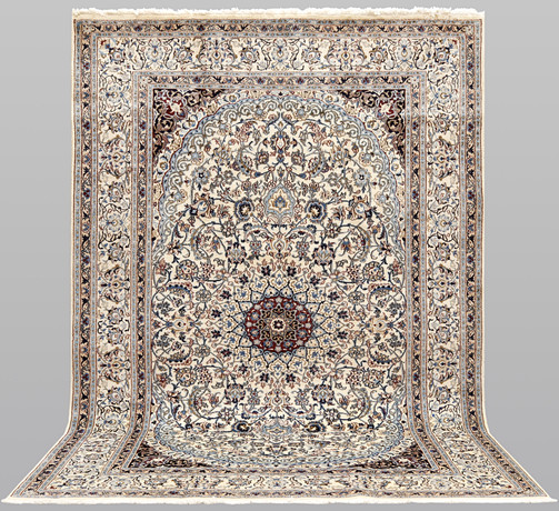 MATTA. Persisk, Nain, silkesinslag, ca 360 x 250 cm. Mattor & Textil ...