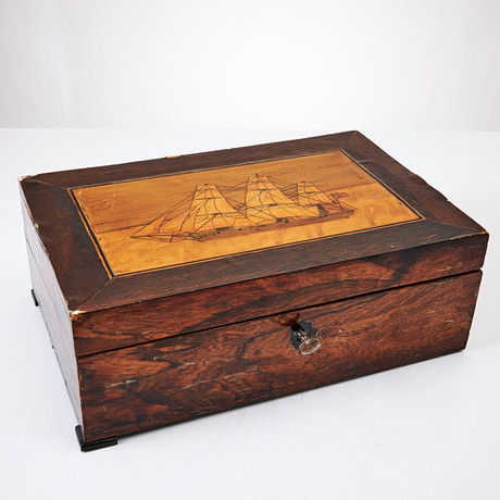 SHIP CHEST, 19th century, veneered in different types of wood ...