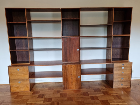 FINN JUHL (1912-1989), Denmark, Shelf system Cresco from the Diplomat ...