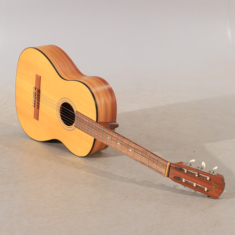 GITARR, Hans Perssons Instrumentverkstad i Lugnås. Samlarföremål ...