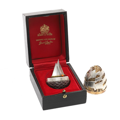 STUART DEVLIN. A SILVER GILT 'SURPRISE' EGG, 'WE SEE THREE SHIPS', IN ...