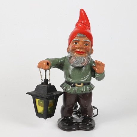 TOMTE MED LYKTA, terracotta, Heisner, 1900-talets andra hälft. Keramik ...