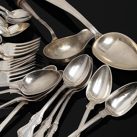 SPOONS, FORKS AND MORE, 26 pieces, silver, including "English Snail ...