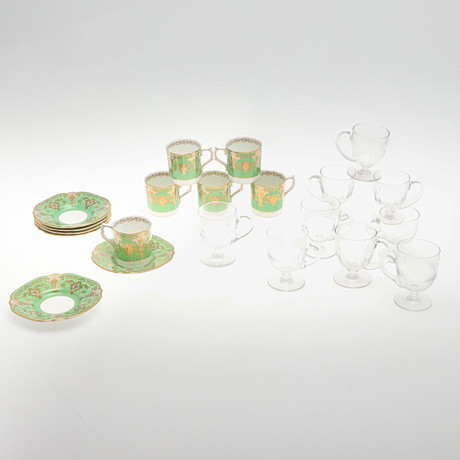 A SET OF SIX ROYAL CROWN DERBY COFFEE CANS AND SAUCERS. Ceramics ...