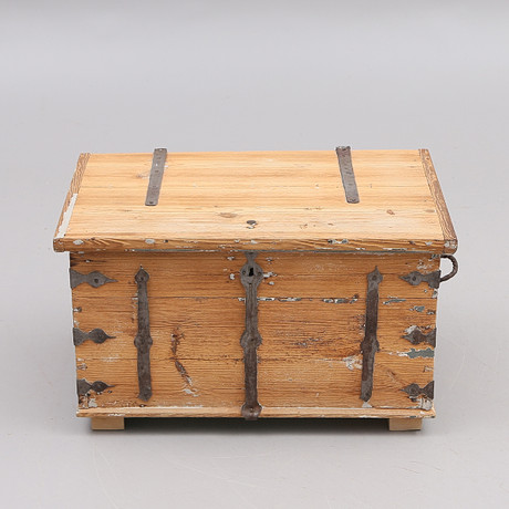 KISTA, trä, allmoge, 1800-tal. Allmoge - Möbler - Auctionet