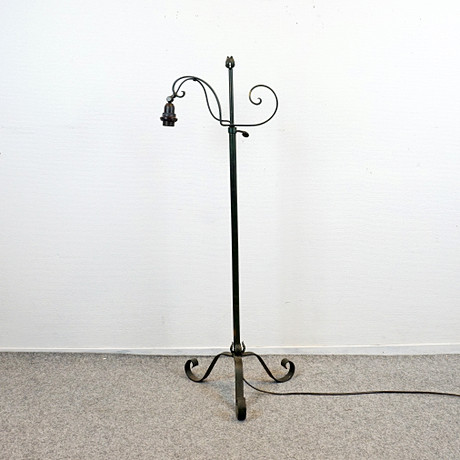 FLOOR LAMP, wrought iron, first half of the 20th century. Lighting ...