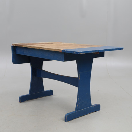 BOCKBORD ommålat. Möbler - Bord - Auctionet