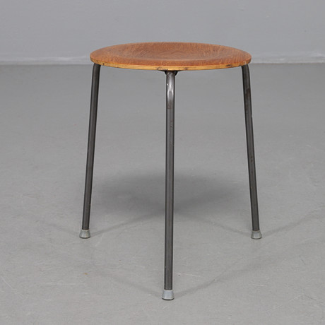 TABURETT, teak och metall, Danmark. Möbler - Övrigt - Auctionet