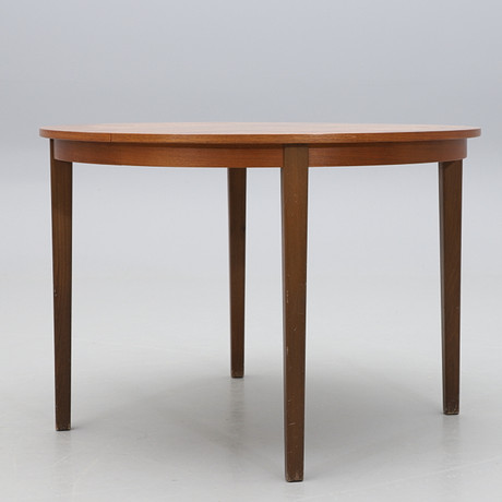 DINING TABLE, 1960s/70s. Furniture - Tables - Auctionet