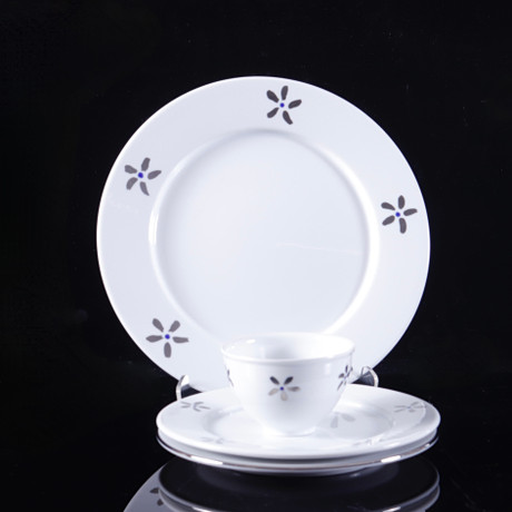 JONAS BOHLIN. Servicedele, 4 dele, porcelæn, "Corona og Qvint ...