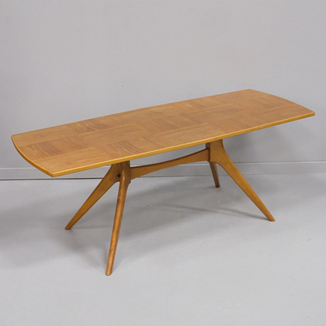 COFFEE TABLE. Furniture - Tables - Auctionet