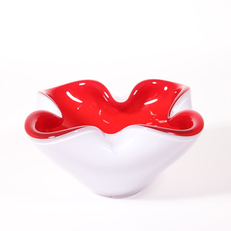 FLOWER-LIKE MURANO GLASS CENTER. Glass - Utility glass - Auctionet