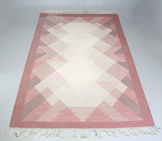 ANNA JOHANNA ÅNGSTRÖM. matta, röllakan, signerad. Mattor & Textil ...