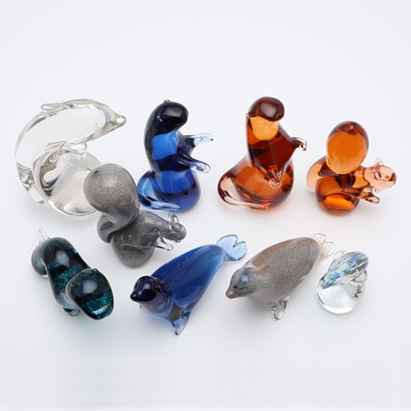 A GROUP OF NINE WEDGWOOD GLASS ANIMAL PAPERWEIGHTS. Glass - Art glass ...