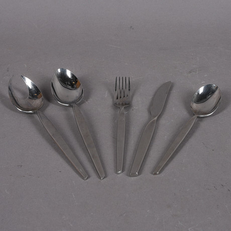 BESTICKUPPSÄTTNING, 26 delar, "Twist", rostfritt stål, Gense. Silver ...