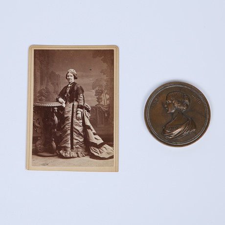 JENNY LIND, commemorative medal and rare photograph, 19th century ...