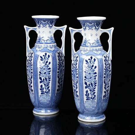 VASER, ett par, porslin, Delft, Holland. Keramik & Porslin - Europeiskt ...