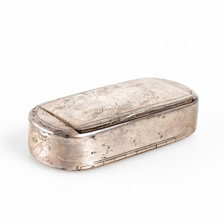 Snusdosa, silver ca 107g. Silver & Metall - Silver - Auctionet