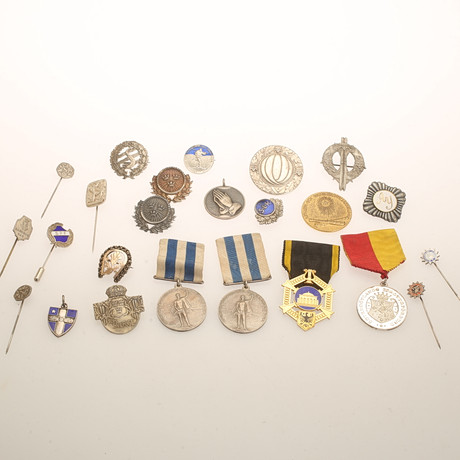 BROCHURES. MEMORIAL MEDALS. PINS. Silver. Coins, Medals & Stamps ...